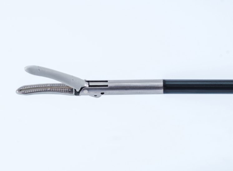 5mm Laparoscopic Instrument curved tip